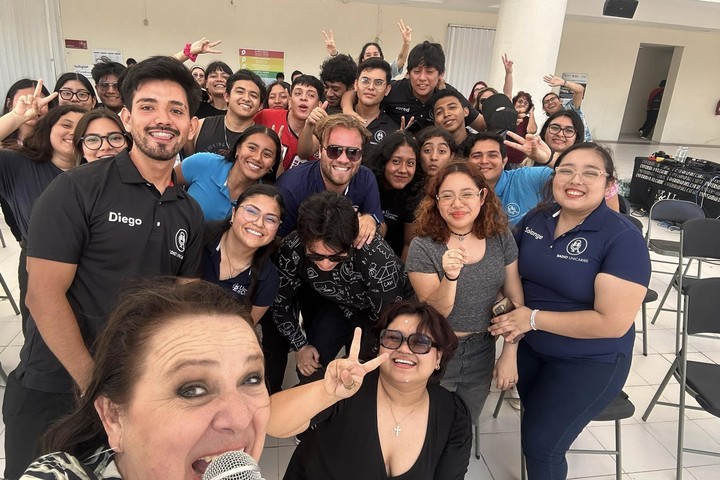 Radio Unicaribe sale de la cabina y tiende lazos con la comunidad ...